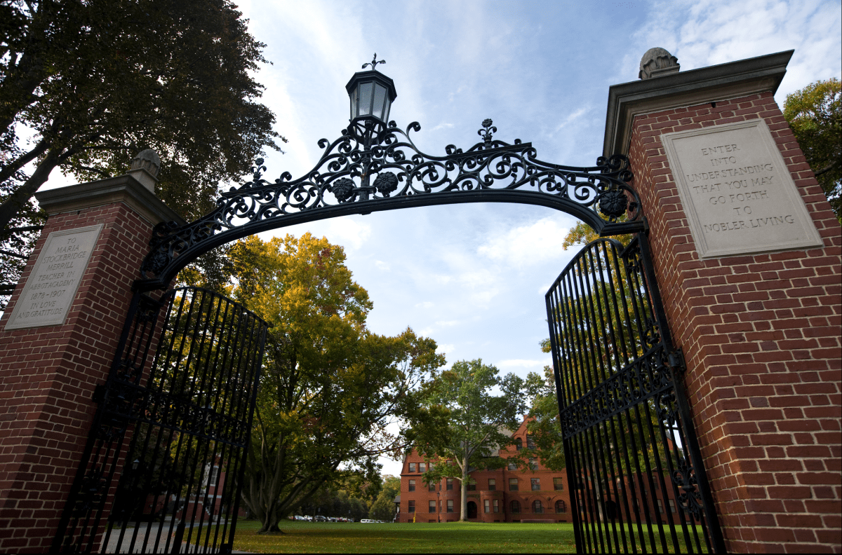 Abbot Academy – Brace Center for Gender Studies